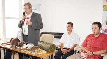 Un cântăreț bisericesc a scris o carte despre veteranii de război ...